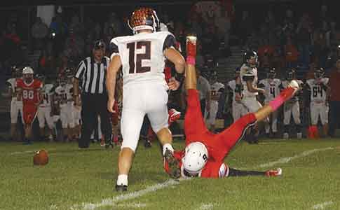 FHS marks 500th game with upset over Tigers - Marysville Journal Tribune