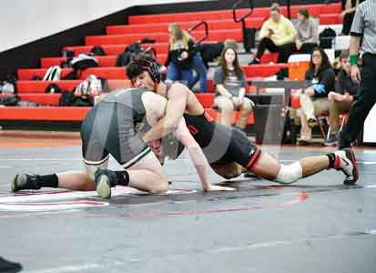 Area wrestlers to compete in district tournaments - Marysville Journal ...